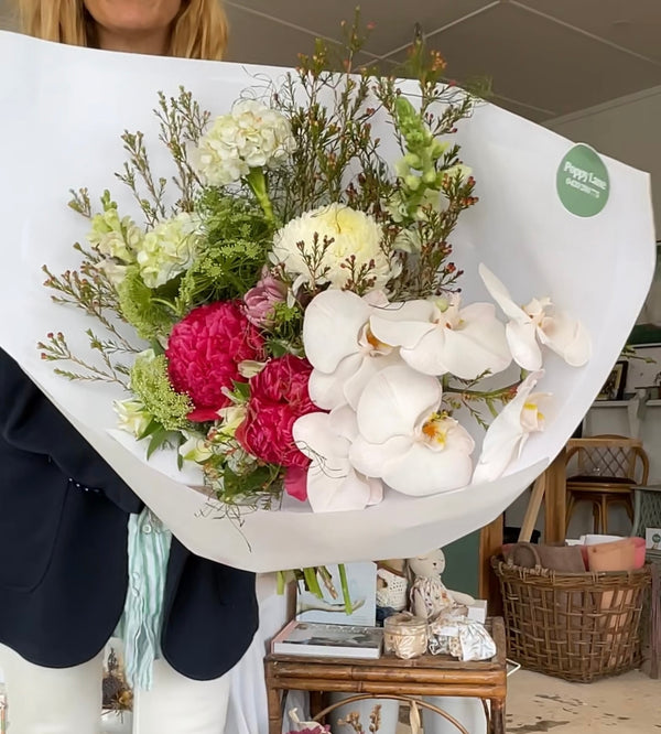 Diva – "Bringing the Beauty of Blooms to Your Doorstep!"